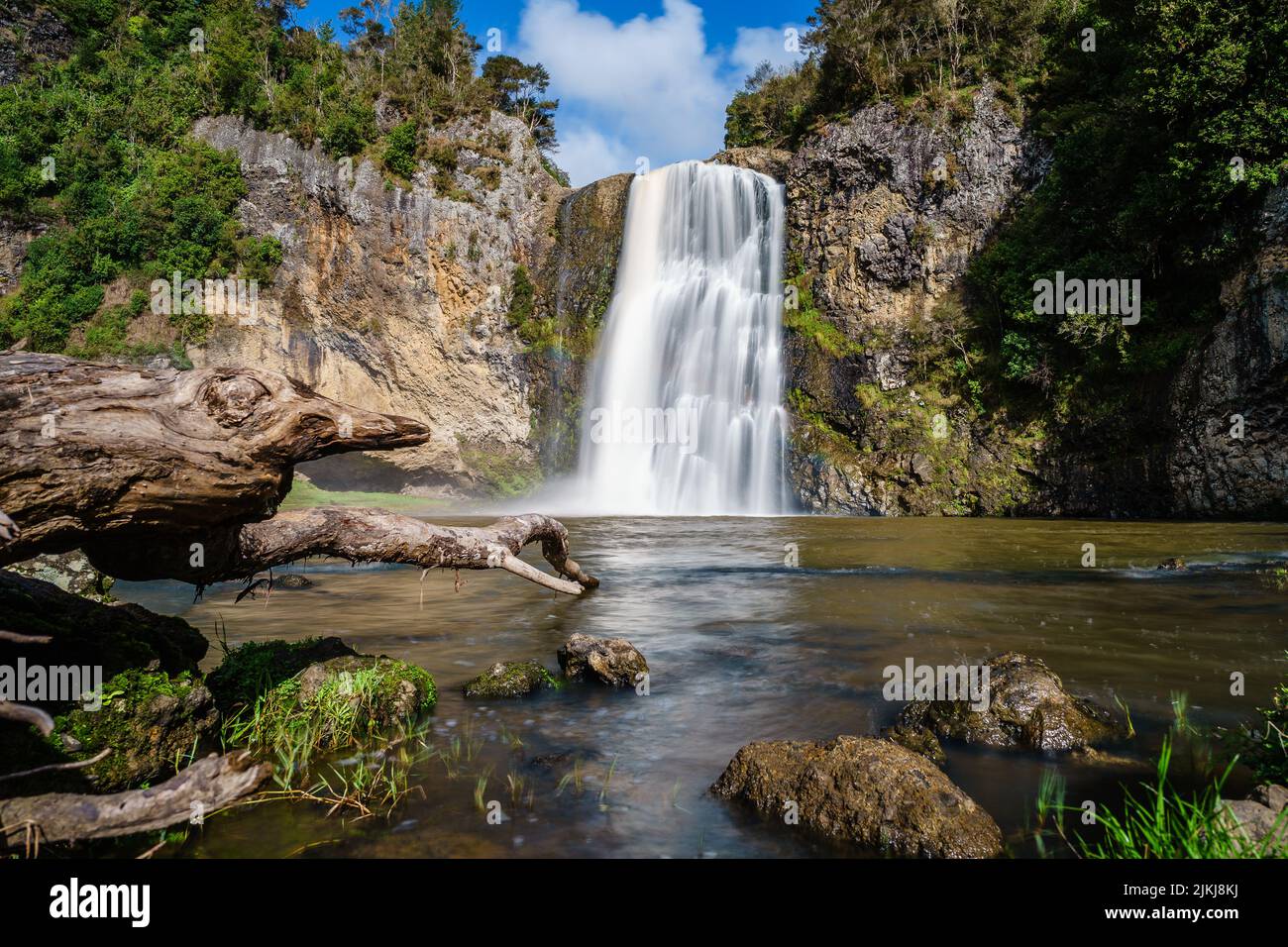 A landscape view of the Hunua Falls, Auckland, New Zealand Stock Photo ...