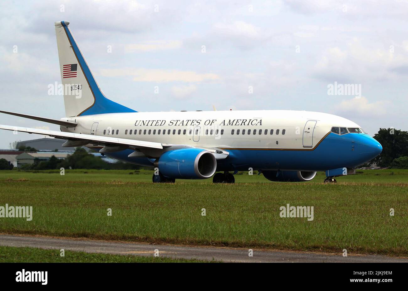 Kuala Lumpur, Malaysia. 2nd Aug, 2022. The special aircraft carrying ...