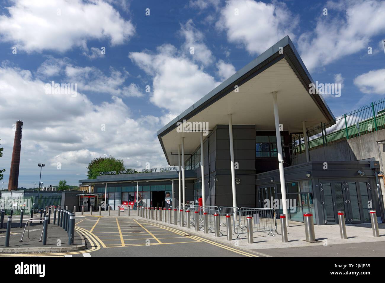 Cardiff Central Station, Penarth Road , Cardiff, Wales Stock Photo - Alamy