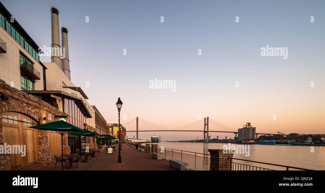 Bridge in savannah georgia hi-res stock photography and images - Alamy