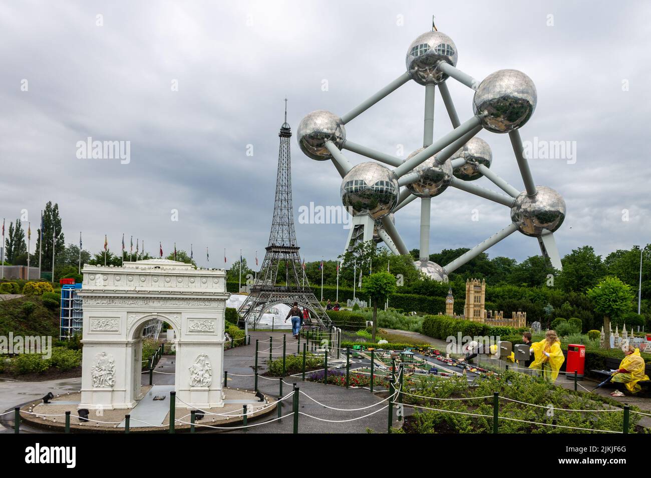 An Atomium modern structure in the shape of an atom and Mini-Europe ...