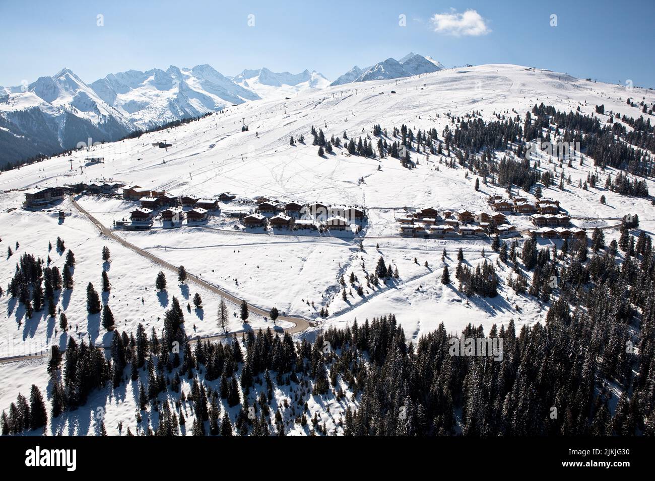 Birds eye view of mountains hi-res stock photography and images - Alamy