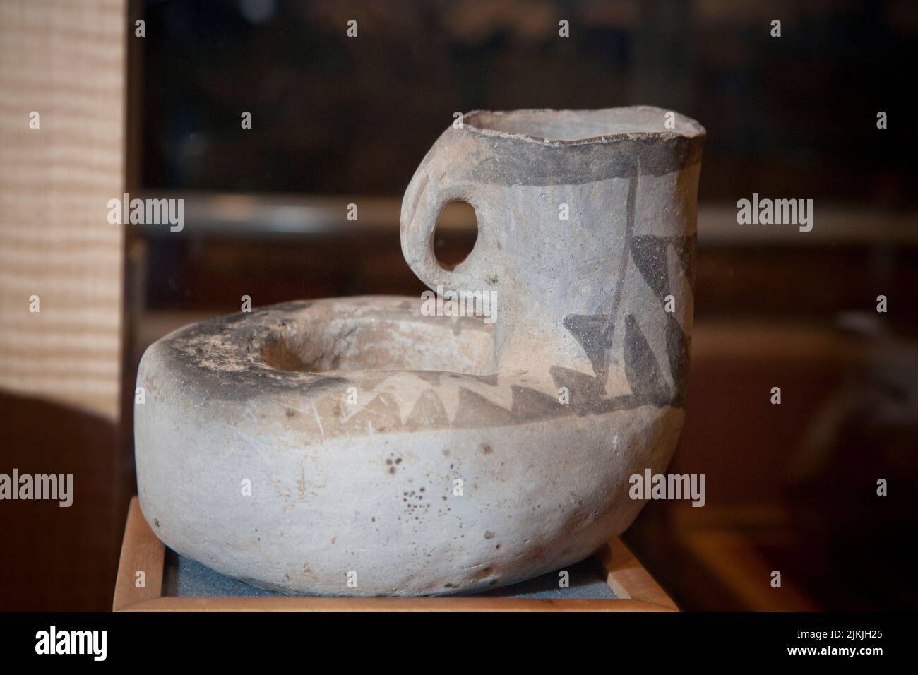 Eccentric Mancos Black-on-white ceramic pitcher from the Anasazi ...
