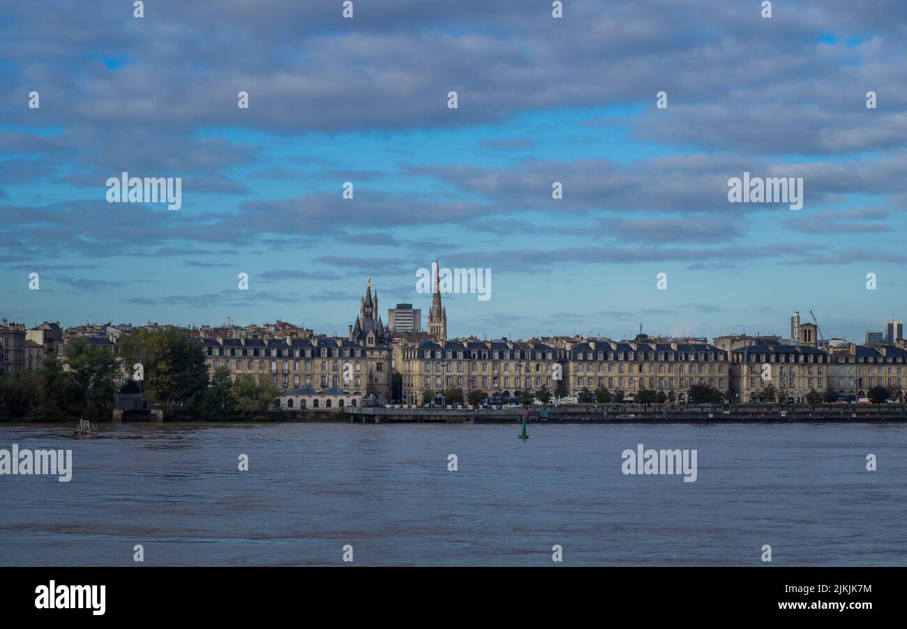 Bourdeaux city hi-res stock photography and images - Alamy