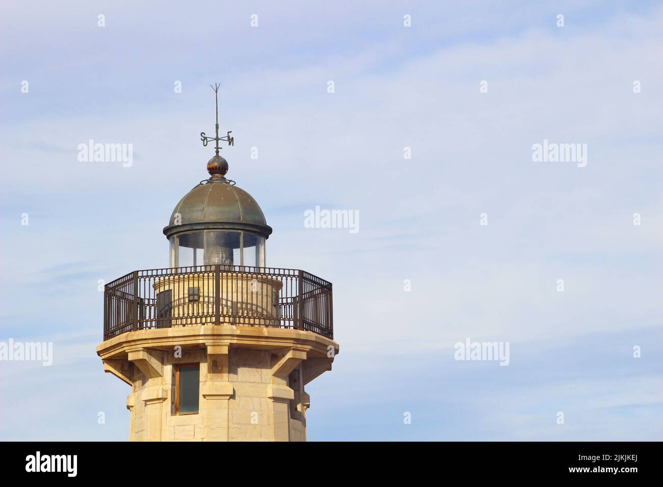 Daytime lighthouse hi-res stock photography and images - Alamy
