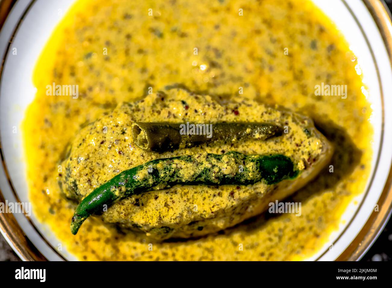 Hilsa fish hi-res stock photography and images - Alamy