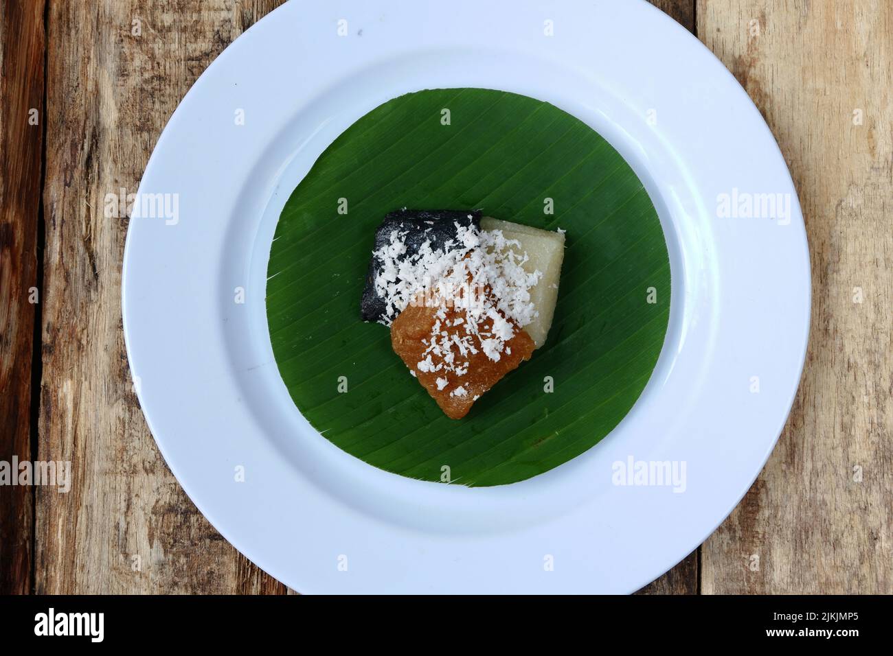 Homemade cassava cake hi-res stock photography and images - Alamy