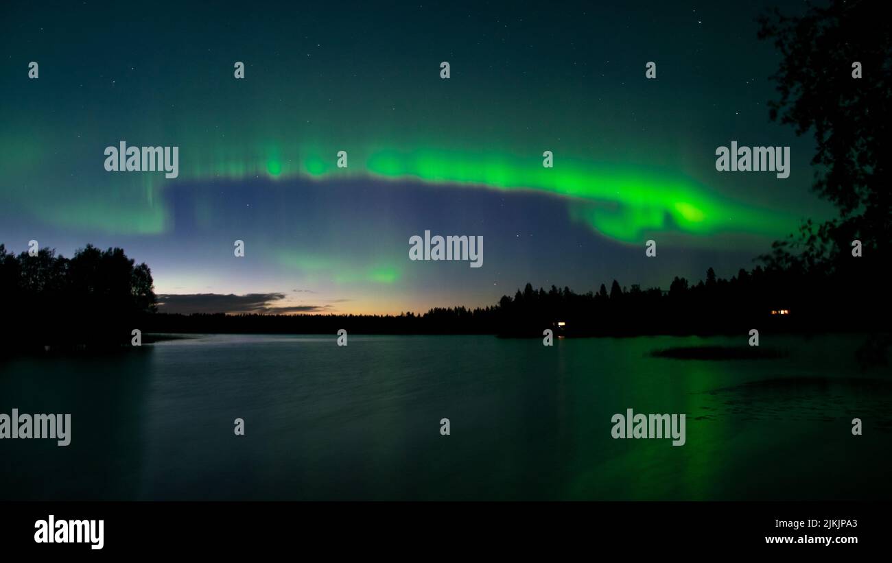 Waves ocean night hi-res stock photography and images - Alamy