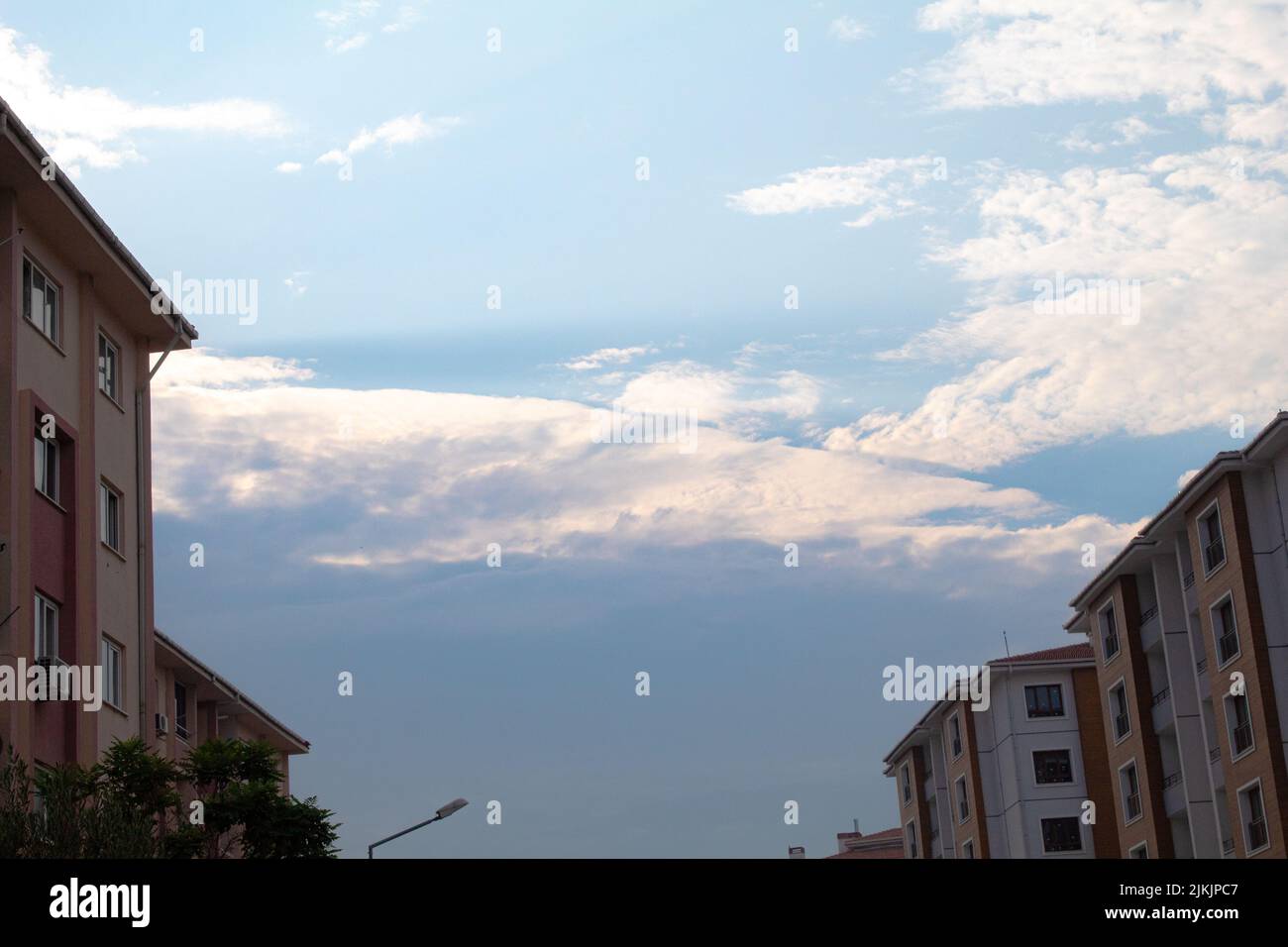 Blue saturated sky background hi-res stock photography and images - Alamy