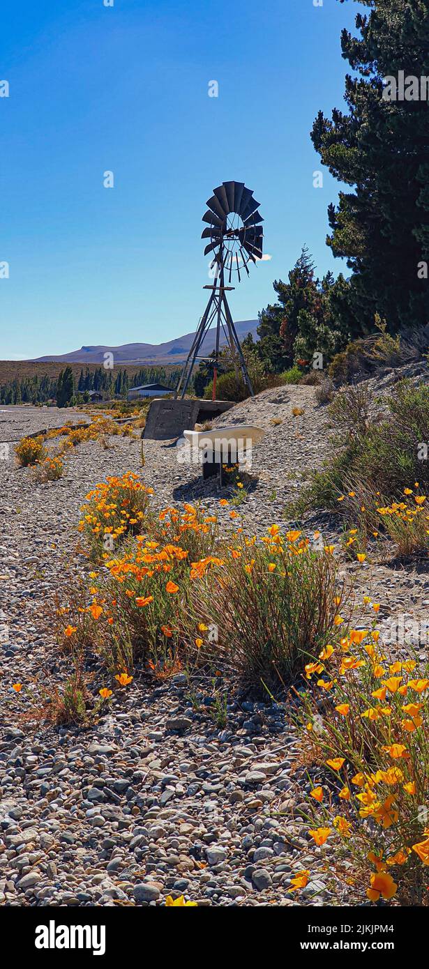Yellow windmill hi-res stock photography and images - Alamy