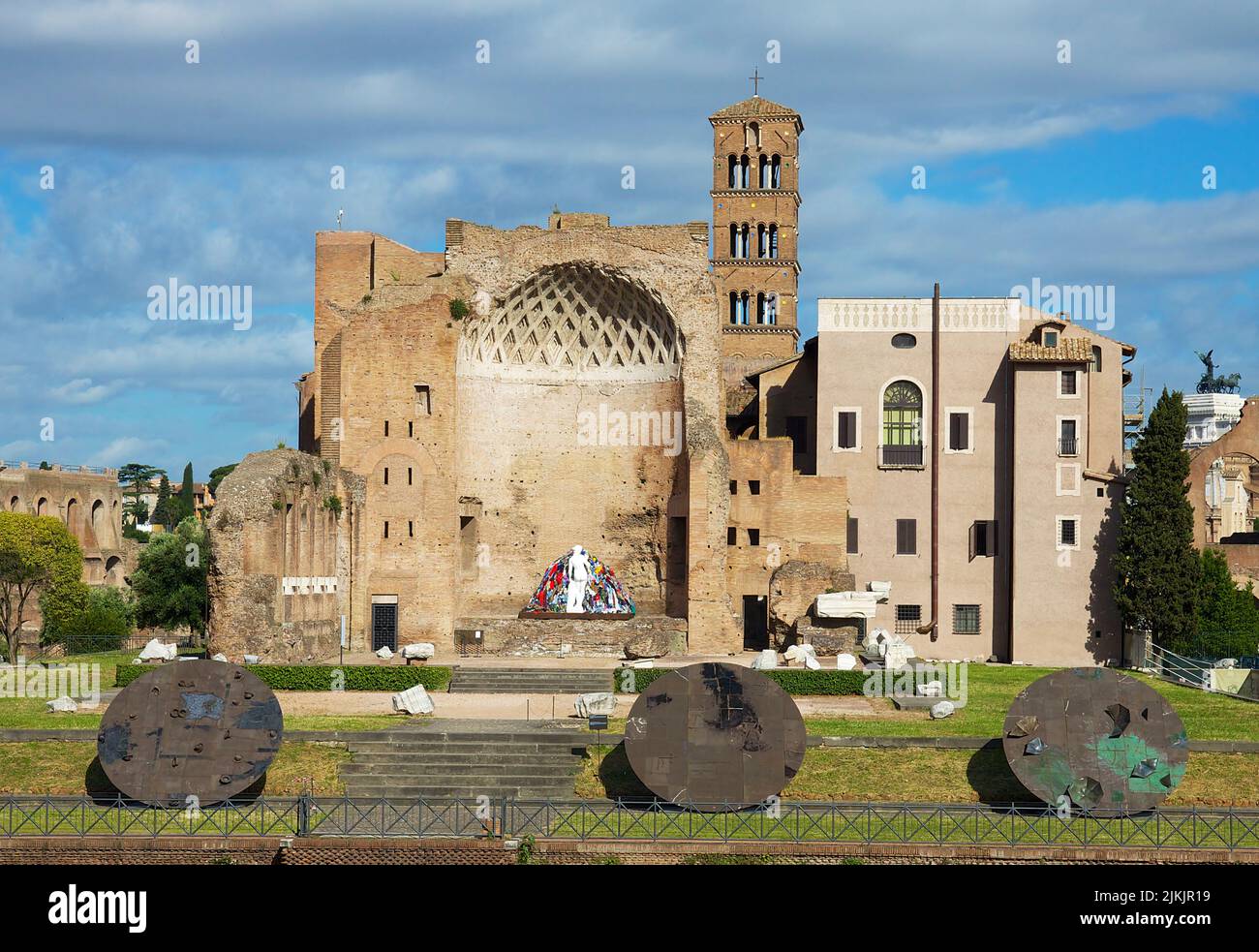 View ancient temple venus roma hi-res stock photography and images - Alamy