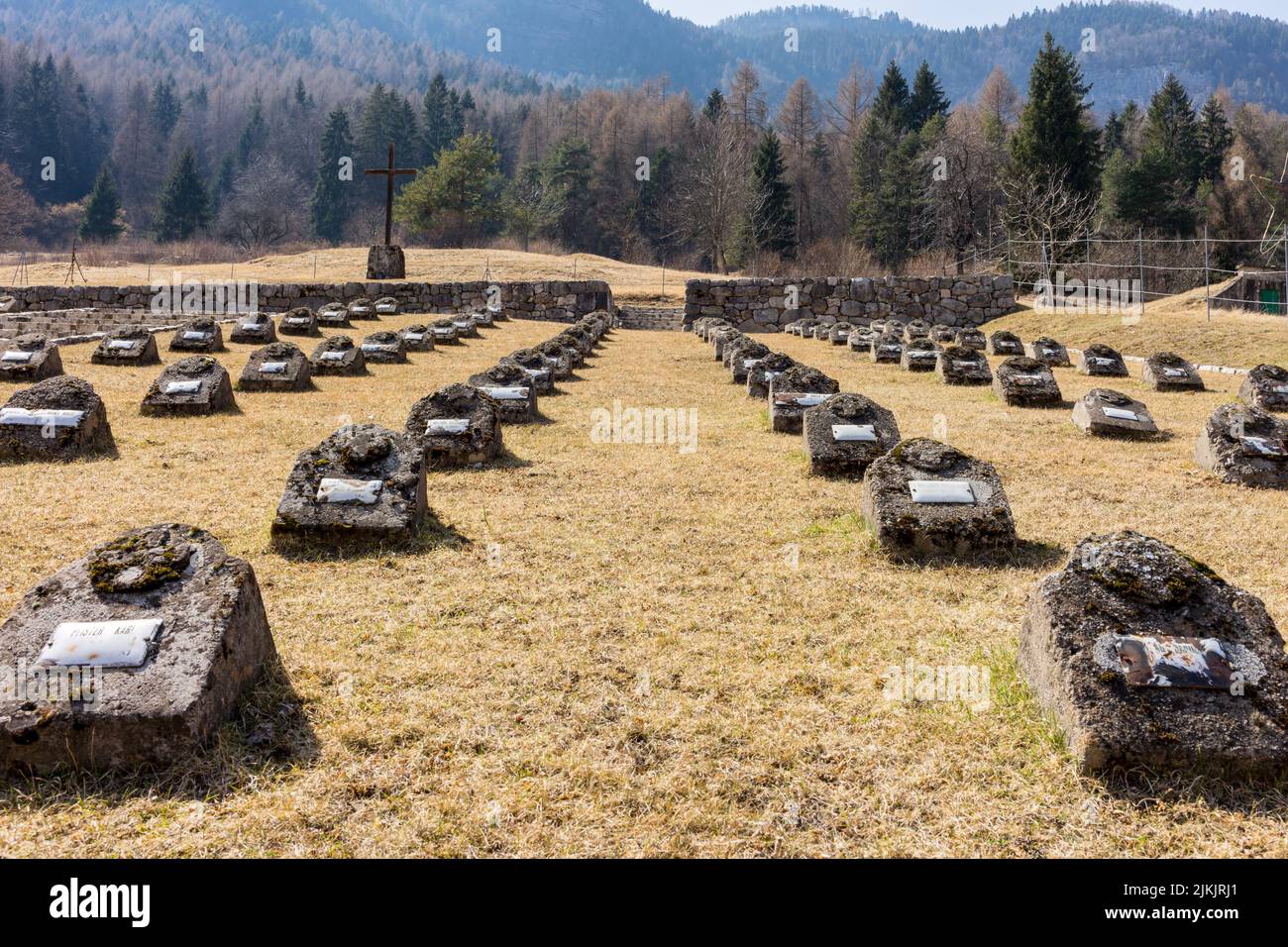 The rows of gravestones of WW1 fallen soldiers' cemetery Stock Photo ...