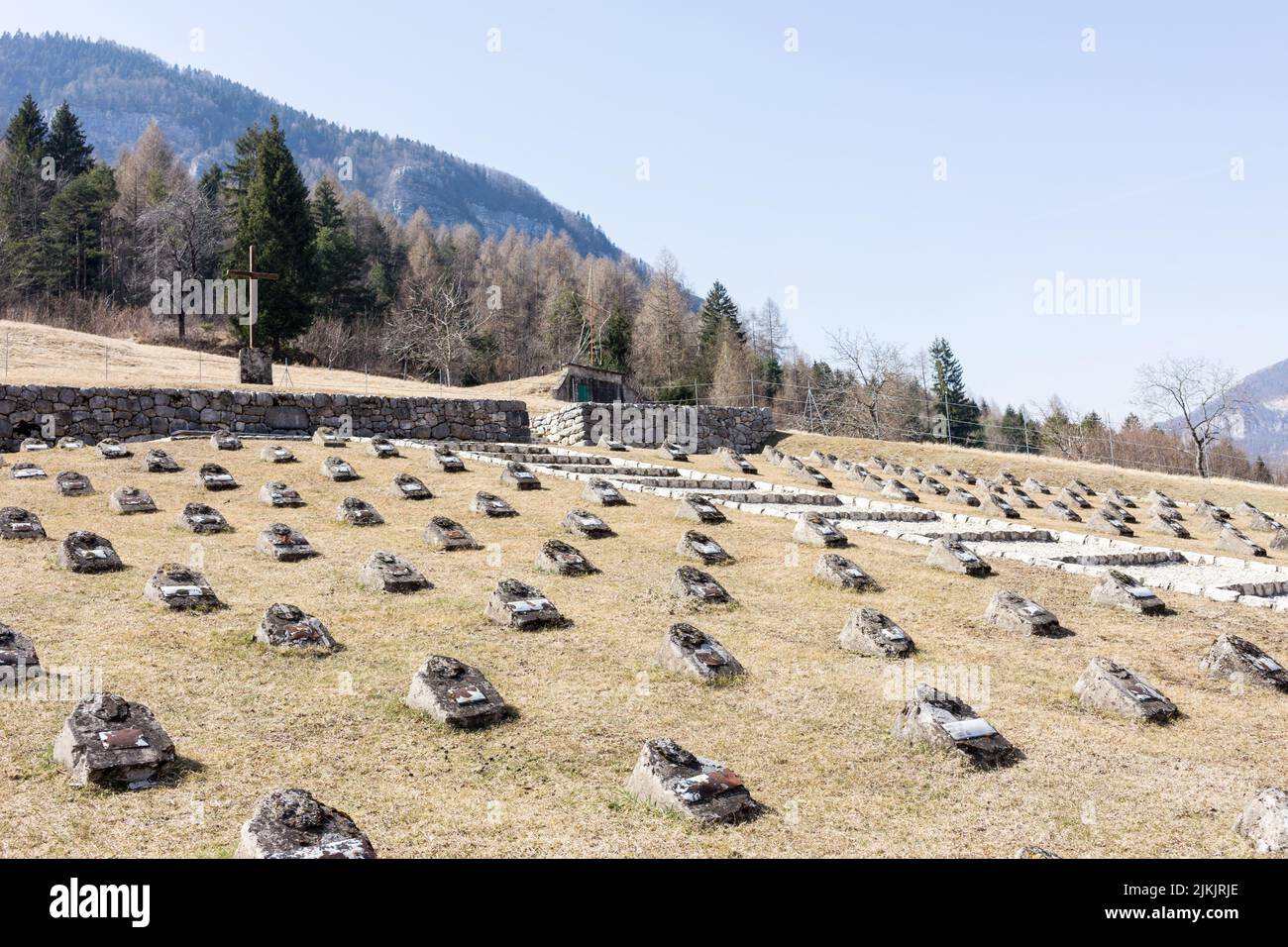 The rows of gravestones of WW1 fallen soldiers' cemetery Stock Photo ...