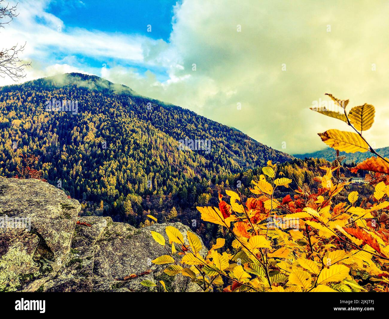 Beautiful blue wallpapers hi-res stock photography and images - Alamy