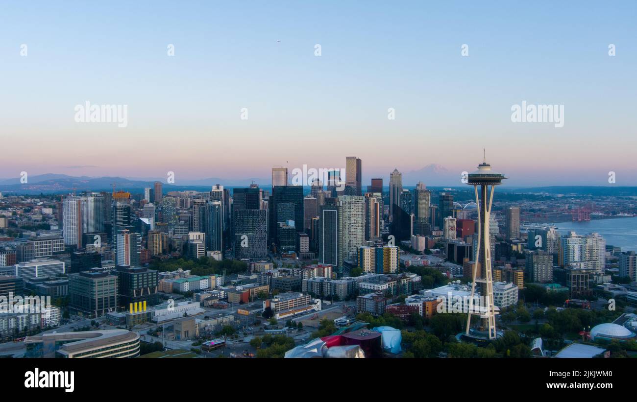 Aerial view downtown seattle hi-res stock photography and images - Alamy