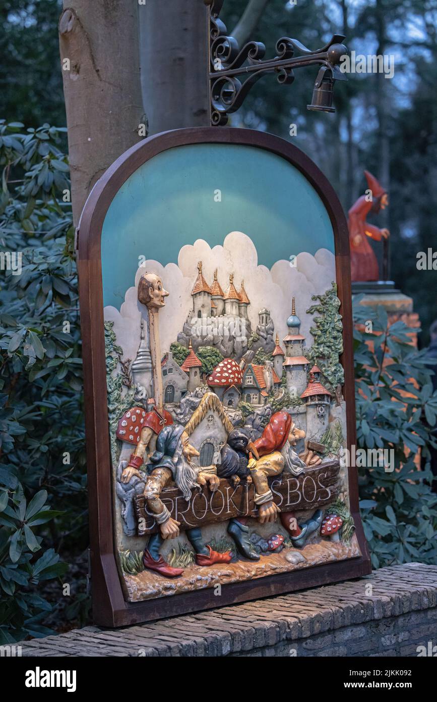 Efteling park castle hi-res stock photography and images - Alamy
