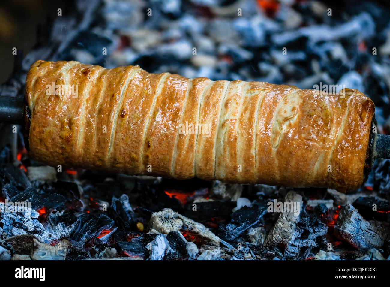 Kurtos Kolacs (Kürtőskalács). Traditional Hungarian cake, baked with ...