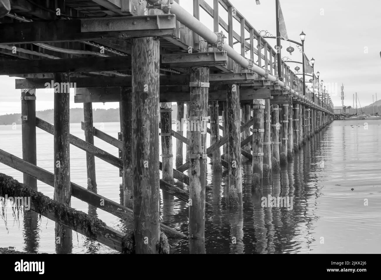 Monotone architecture hi-res stock photography and images - Alamy