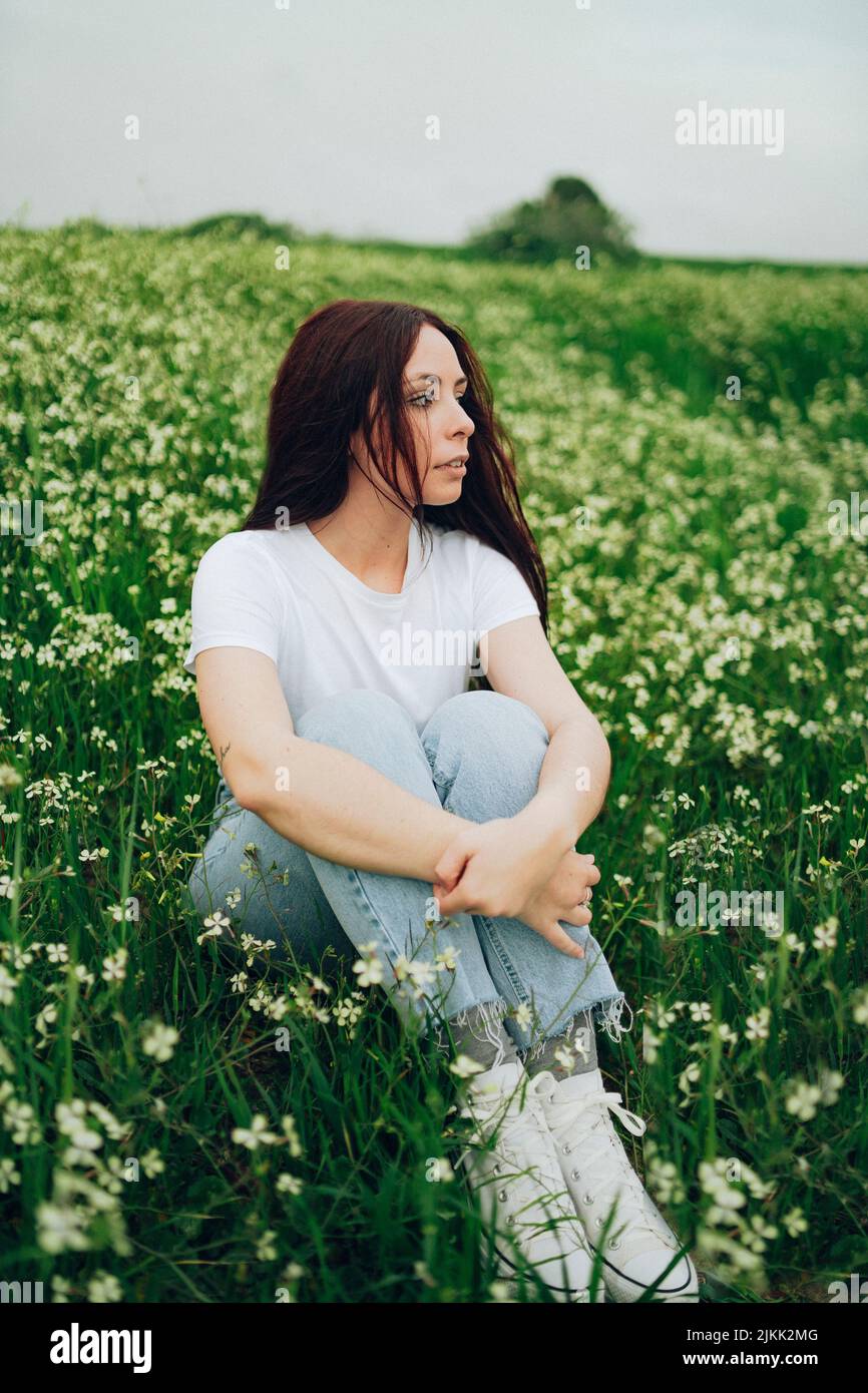 Lady white tshirt hi-res stock photography and images - Alamy