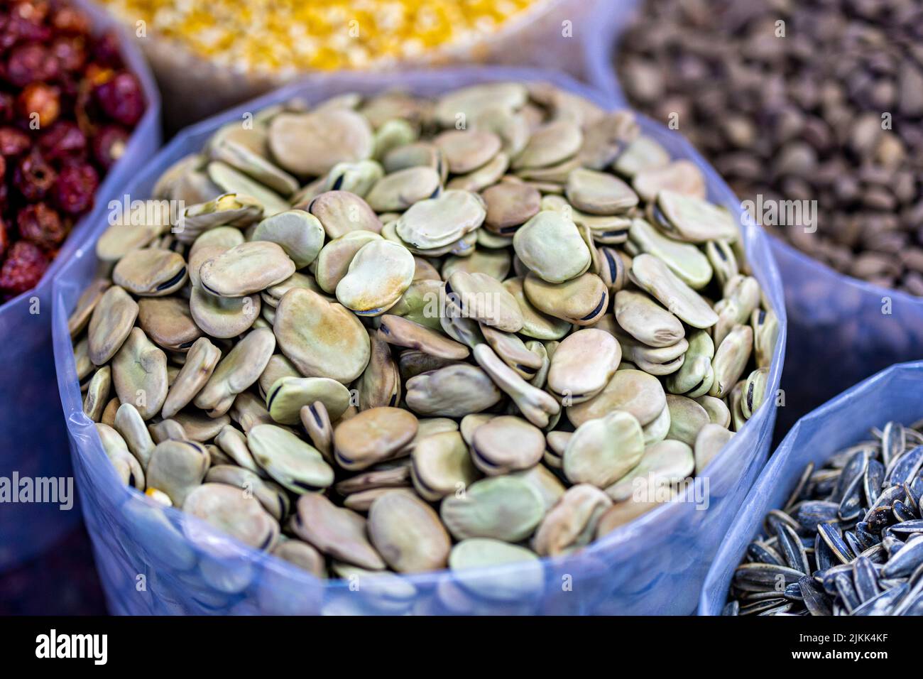Flat beans hi-res stock photography and images - Alamy