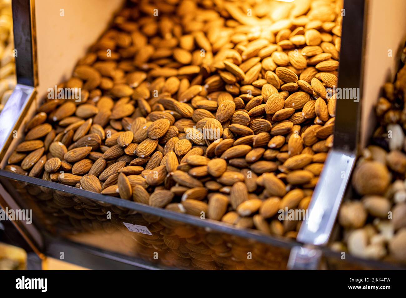 Sale of almonds hi-res stock photography and images - Alamy