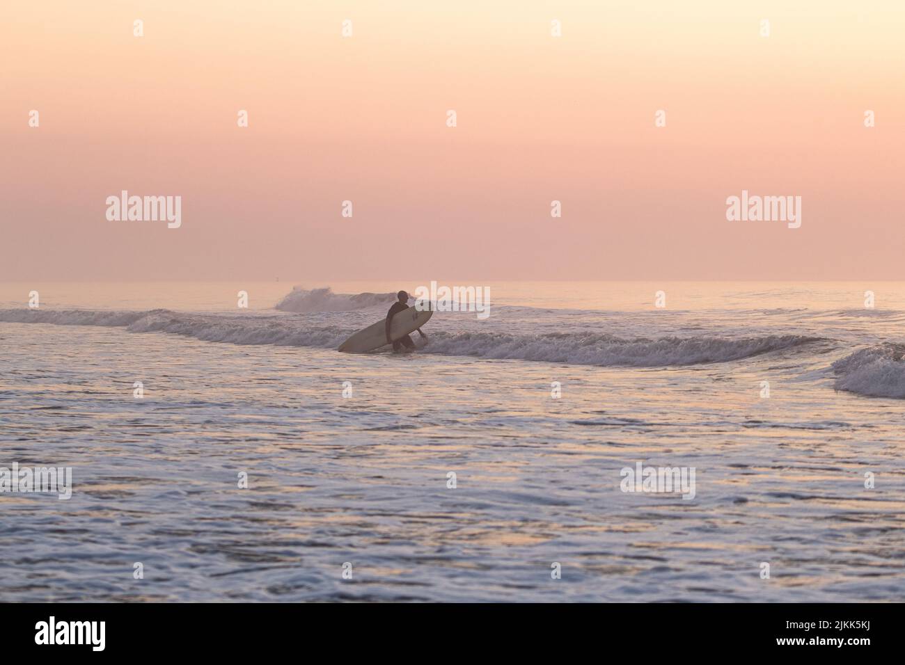 Catching the sunset hi-res stock photography and images - Alamy