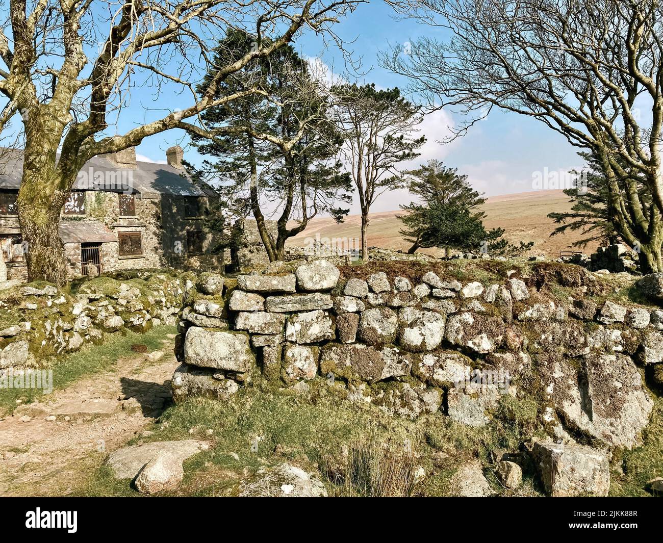 Moss covered house hi-res stock photography and images - Alamy