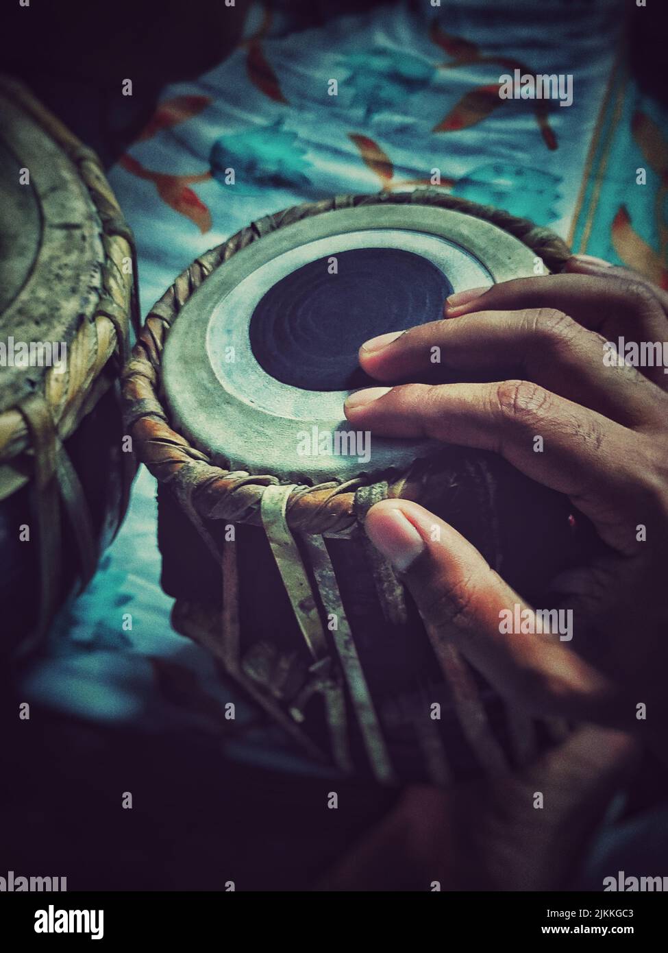 Hand percussion hi-res stock photography and images - Alamy