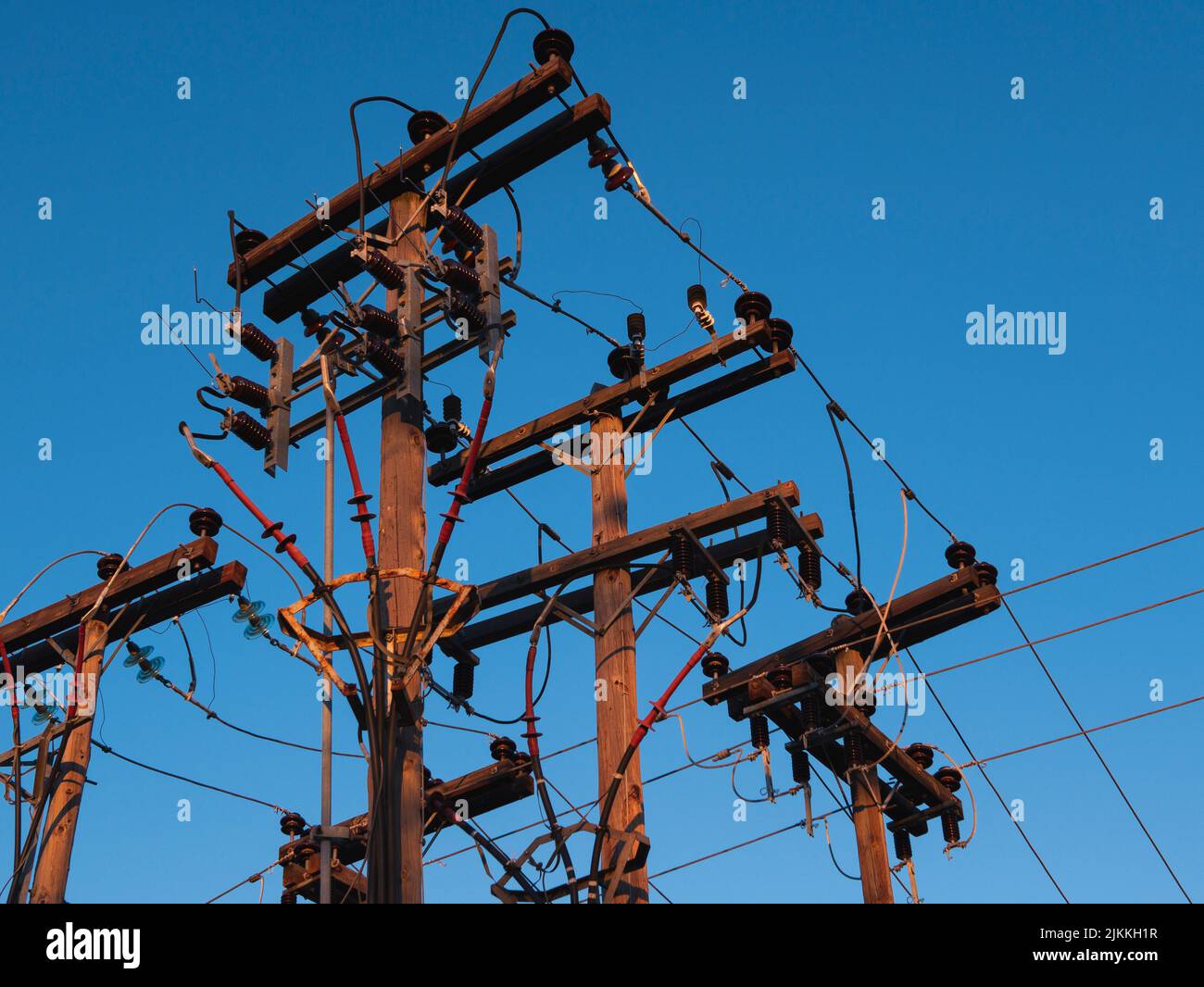 Connection wires hi-res stock photography and images - Alamy