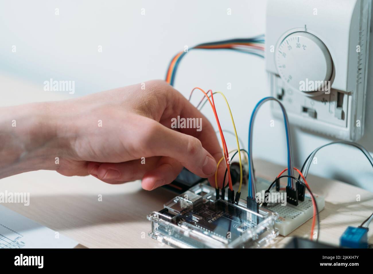 Smart engineering hi-res stock photography and images - Alamy