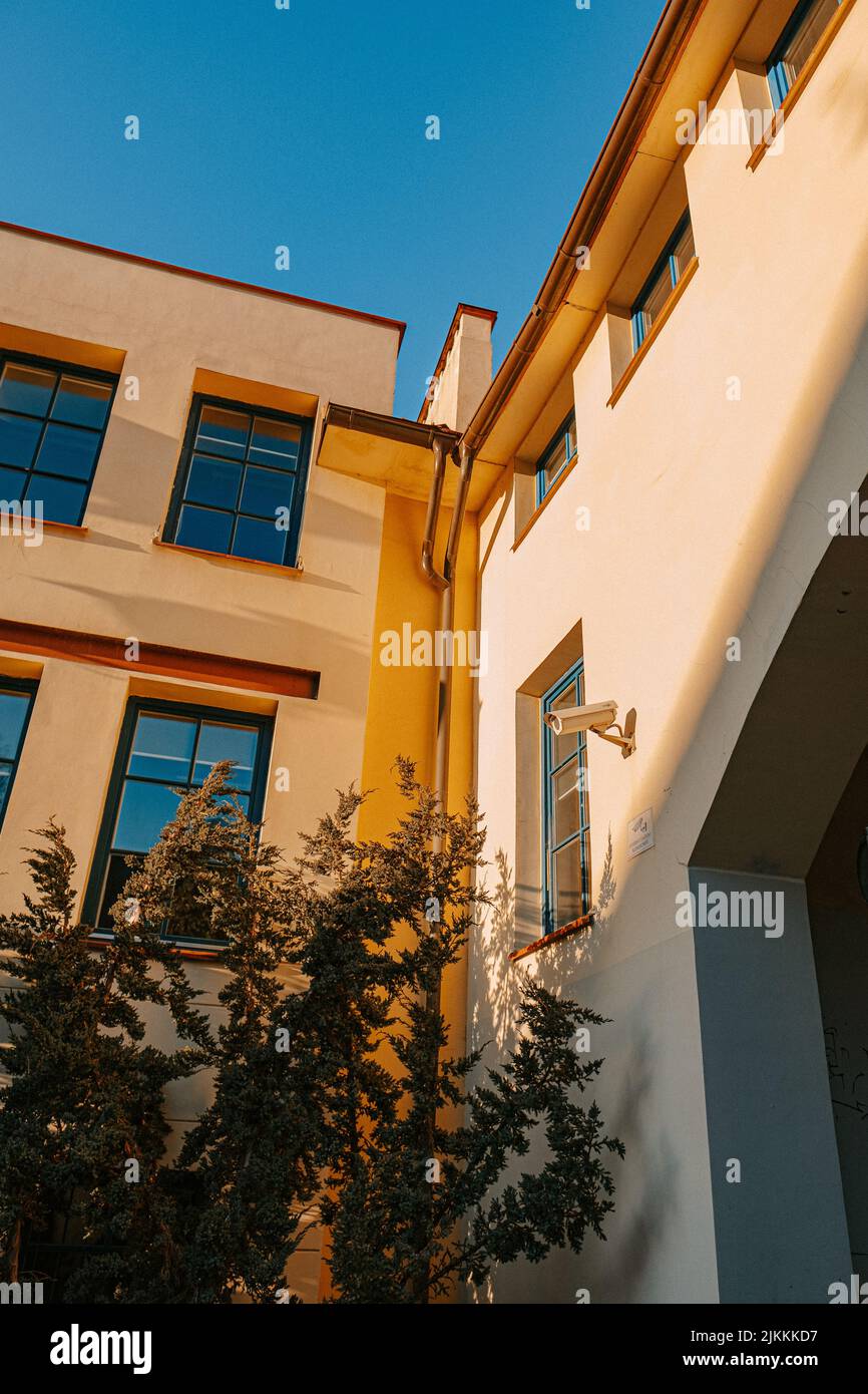 Beautiful residential building hi-res stock photography and images - Alamy