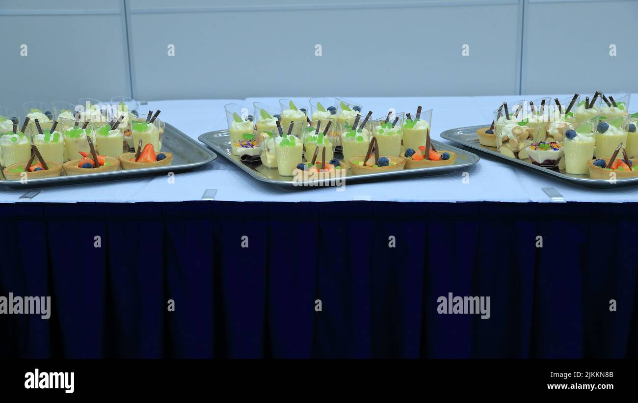 Sweet desserts for events and occasional business and family meetings ...