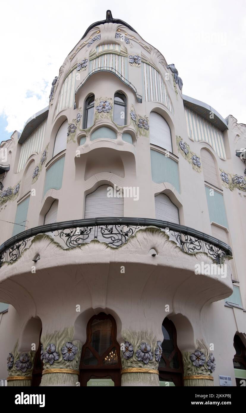 Reök Palace is a mind-blowing green-and-lilac art nouveau structure ...