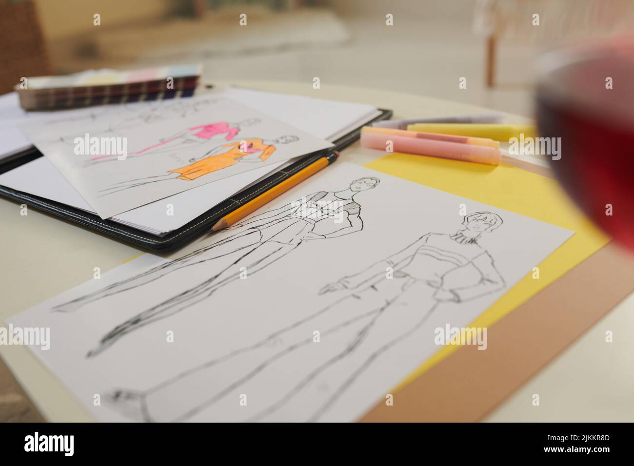 Work desk sheets paper hi-res stock photography and images - Alamy
