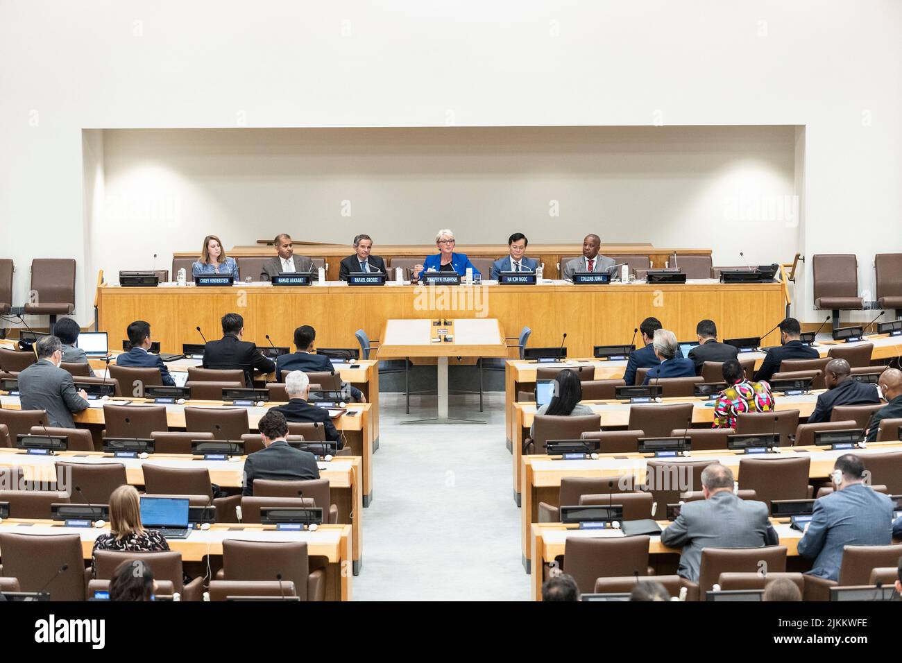 Nuclear energy in uae hi-res stock photography and images - Alamy