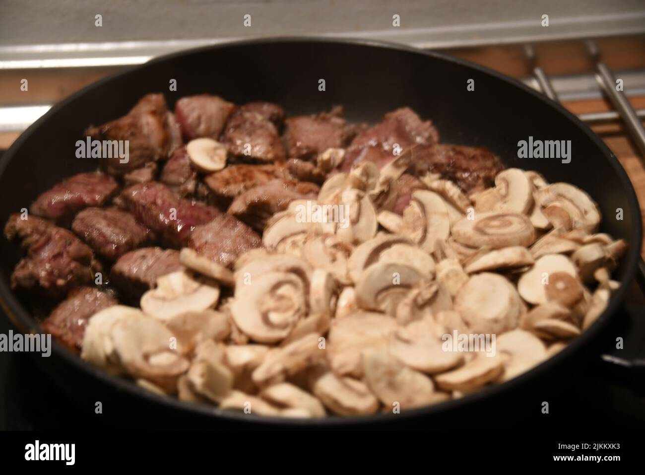 Frying pan tasty meat hi-res stock photography and images - Alamy