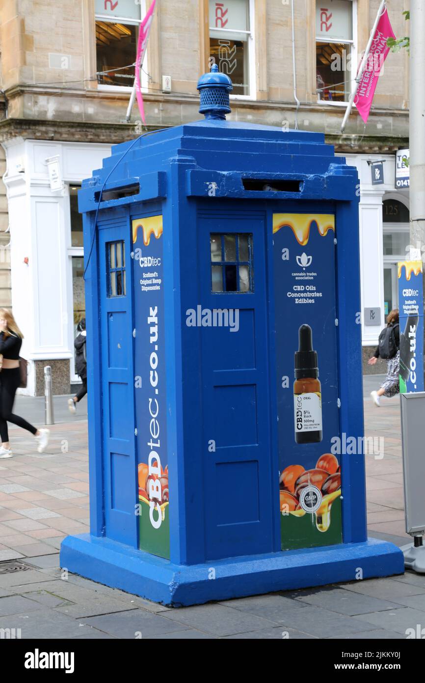 A mackenzie trench design police box hi-res stock photography and ...