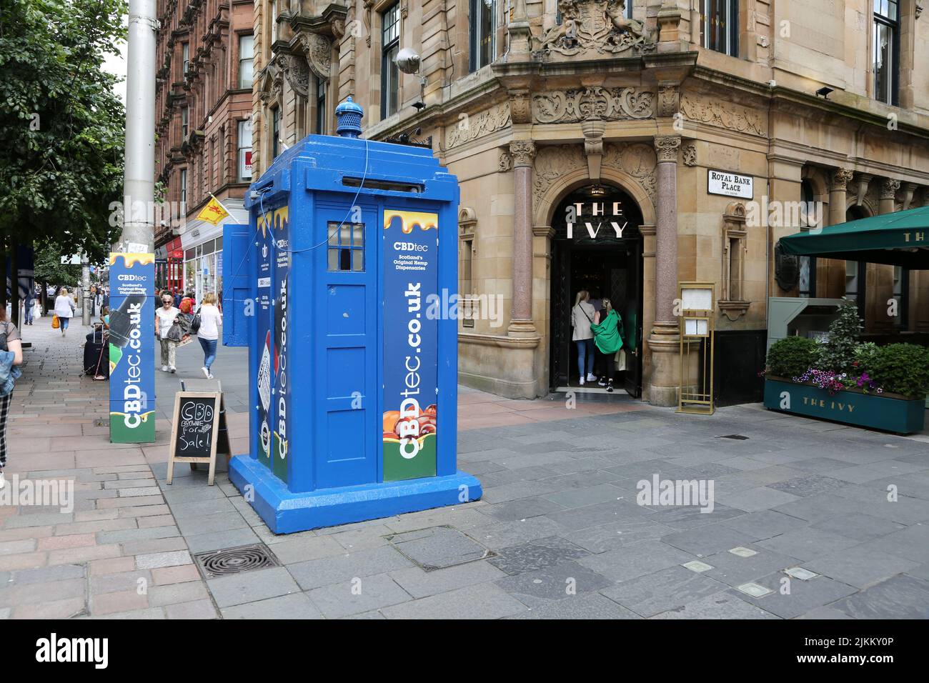 A mackenzie trench design police box hi-res stock photography and ...