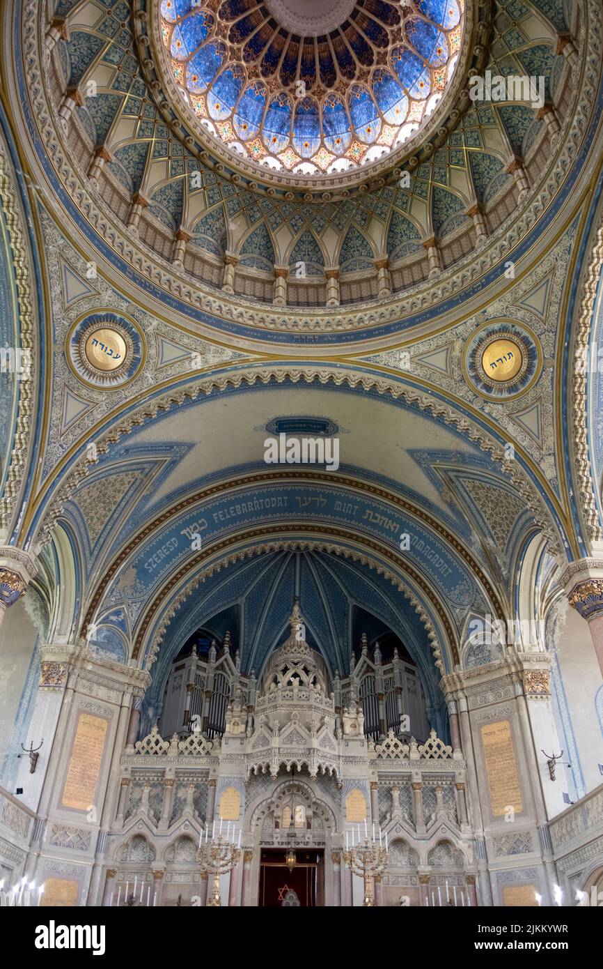Stunning Dome of the Szeged Synagogue build,Hungary Stock Photo - Alamy