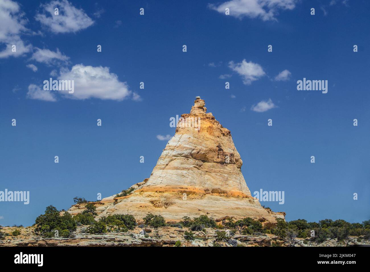 White rock formation hi-res stock photography and images - Alamy
