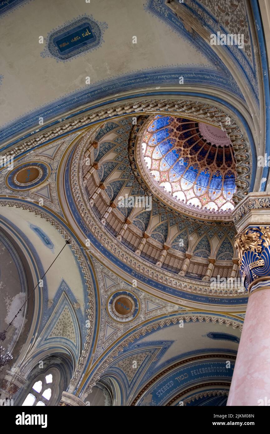 Stunning Dome of the Szeged Synagogue build,Hungary Stock Photo - Alamy