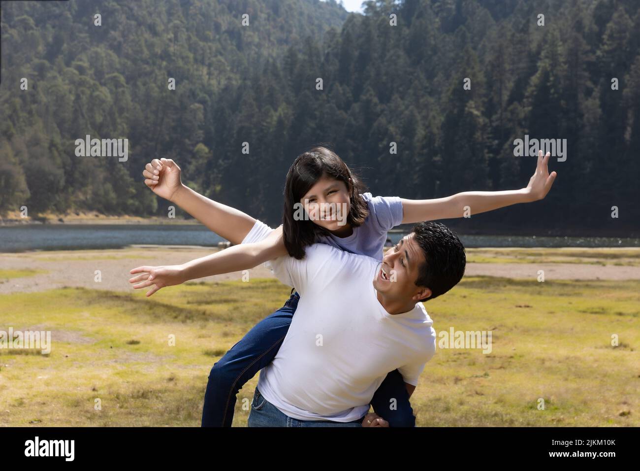 Mexican father and daughter hi-res stock photography and images - Alamy