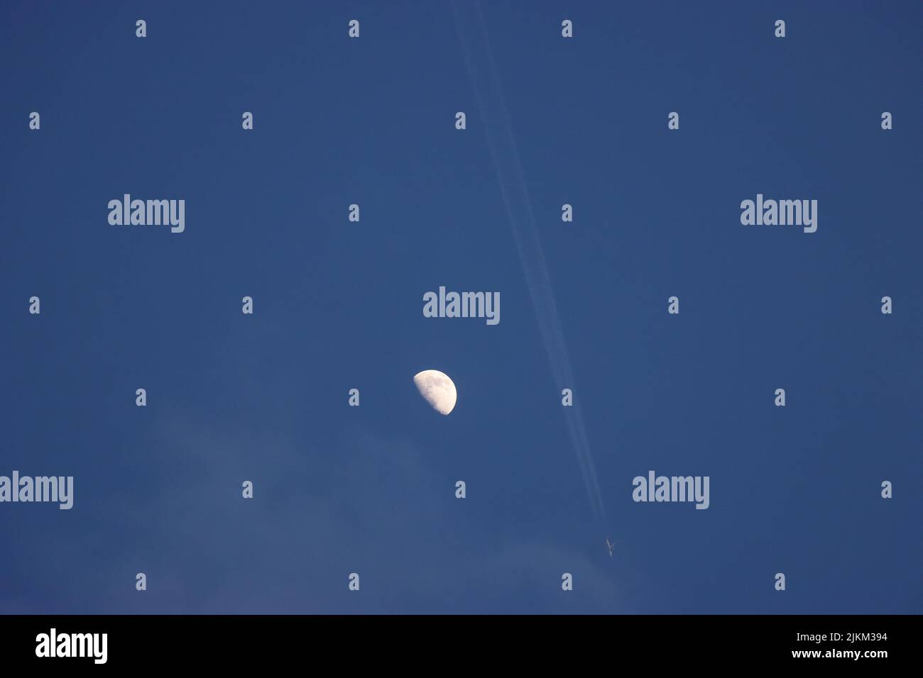 Evening moon view hi-res stock photography and images - Alamy