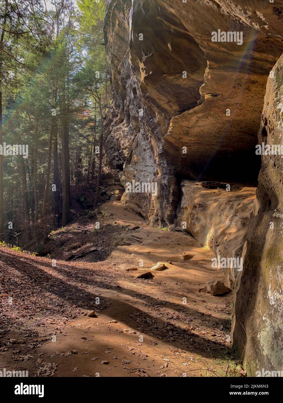 Vertical shot cave in hi-res stock photography and images - Alamy