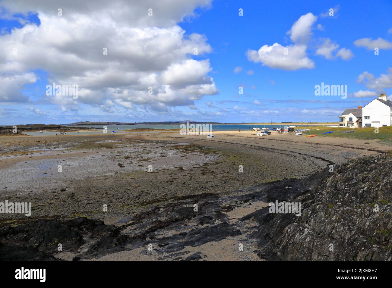 Rhosneigr beach, Isle of Anglesey, Ynys Mon, North Wales, UK Stock ...