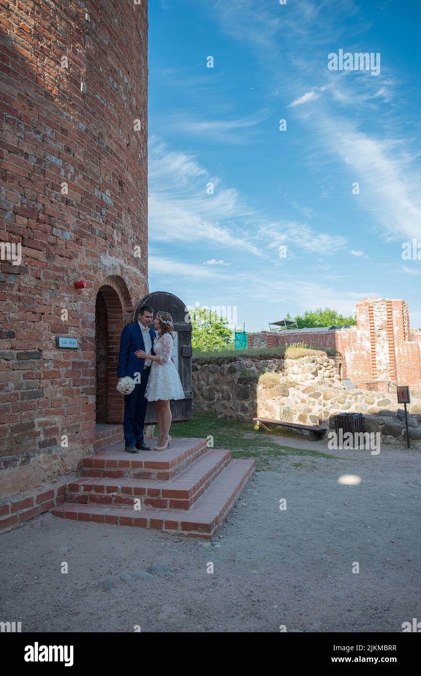 Husband wife face face kissing hi-res stock photography and images - Alamy