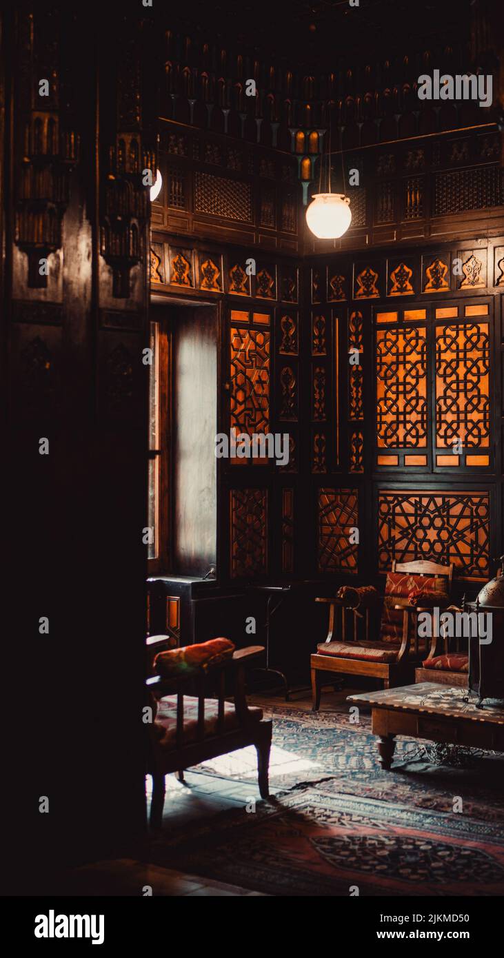 Classic traditional room hi-res stock photography and images - Alamy