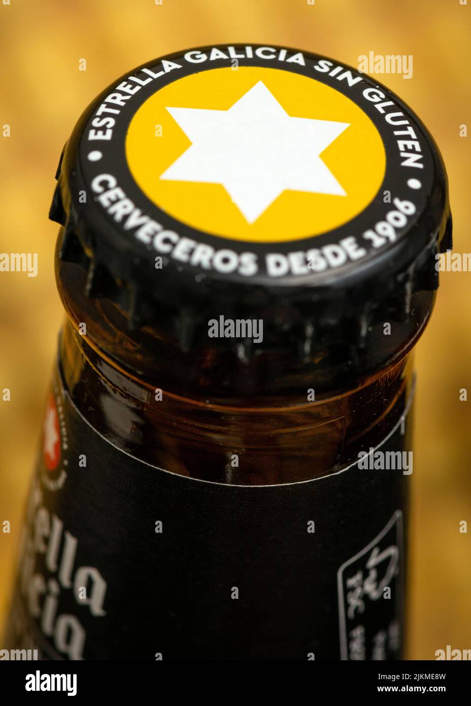 Estrella beers hi-res stock photography and images - Alamy