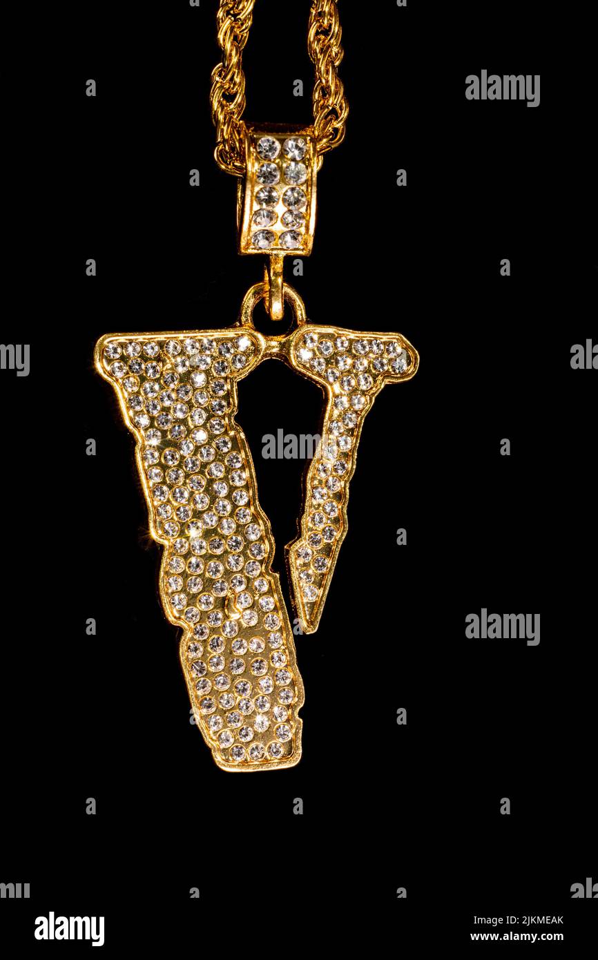 Metallic necklace hi-res stock photography and images - Alamy