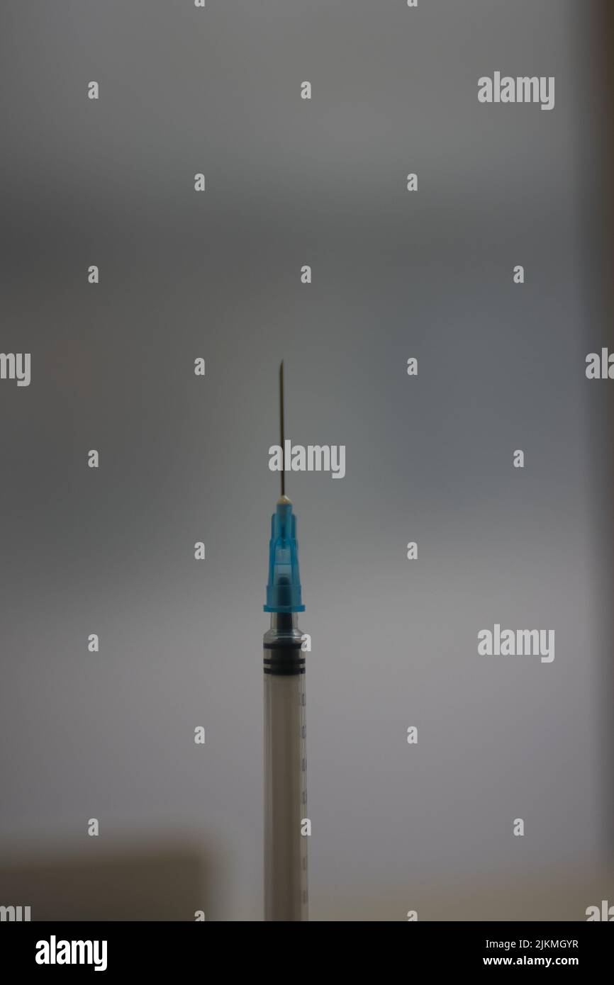 Medical injection syringe hi-res stock photography and images - Alamy